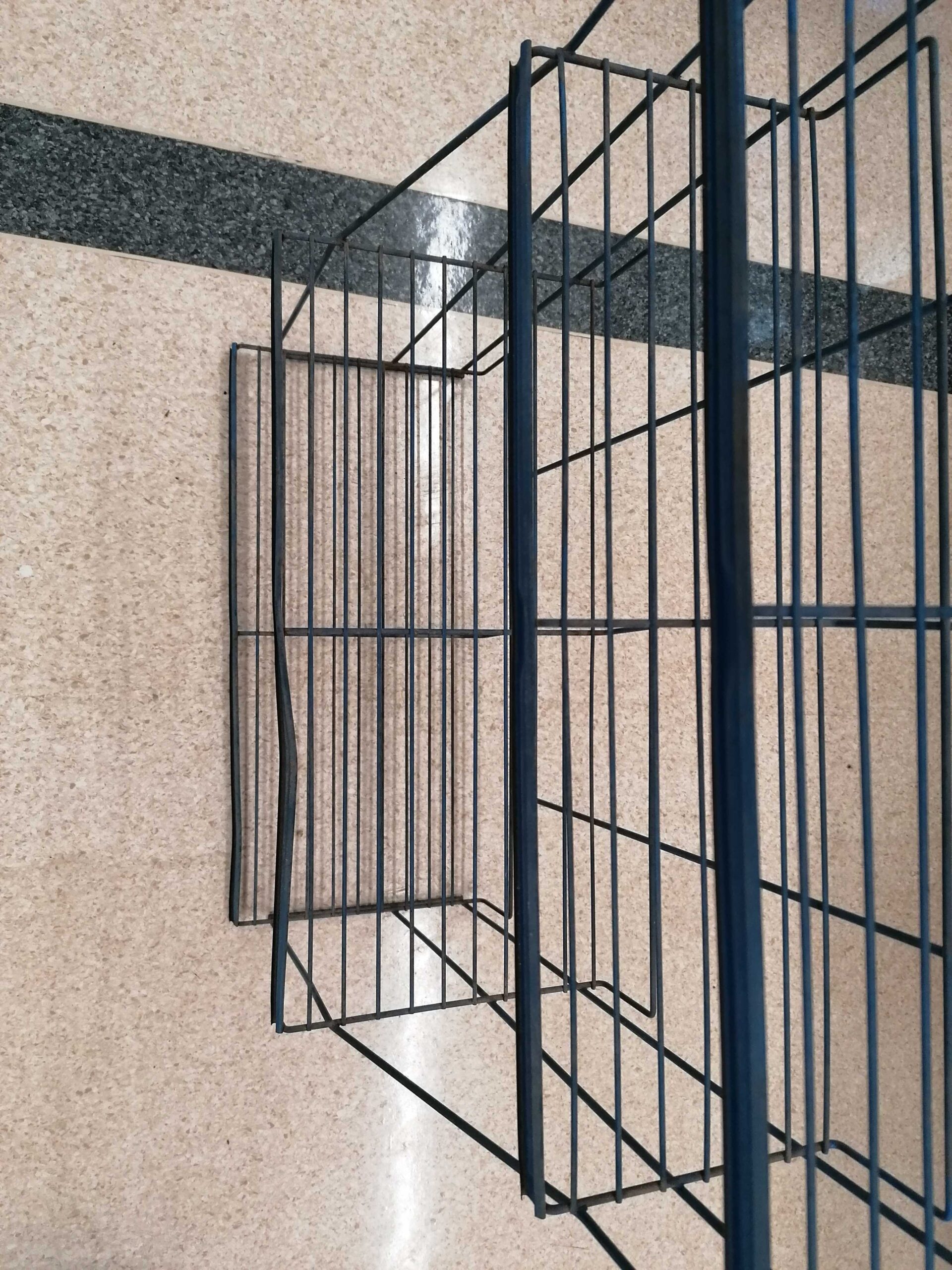 Lucas vanha hylly/ Lucas old rack