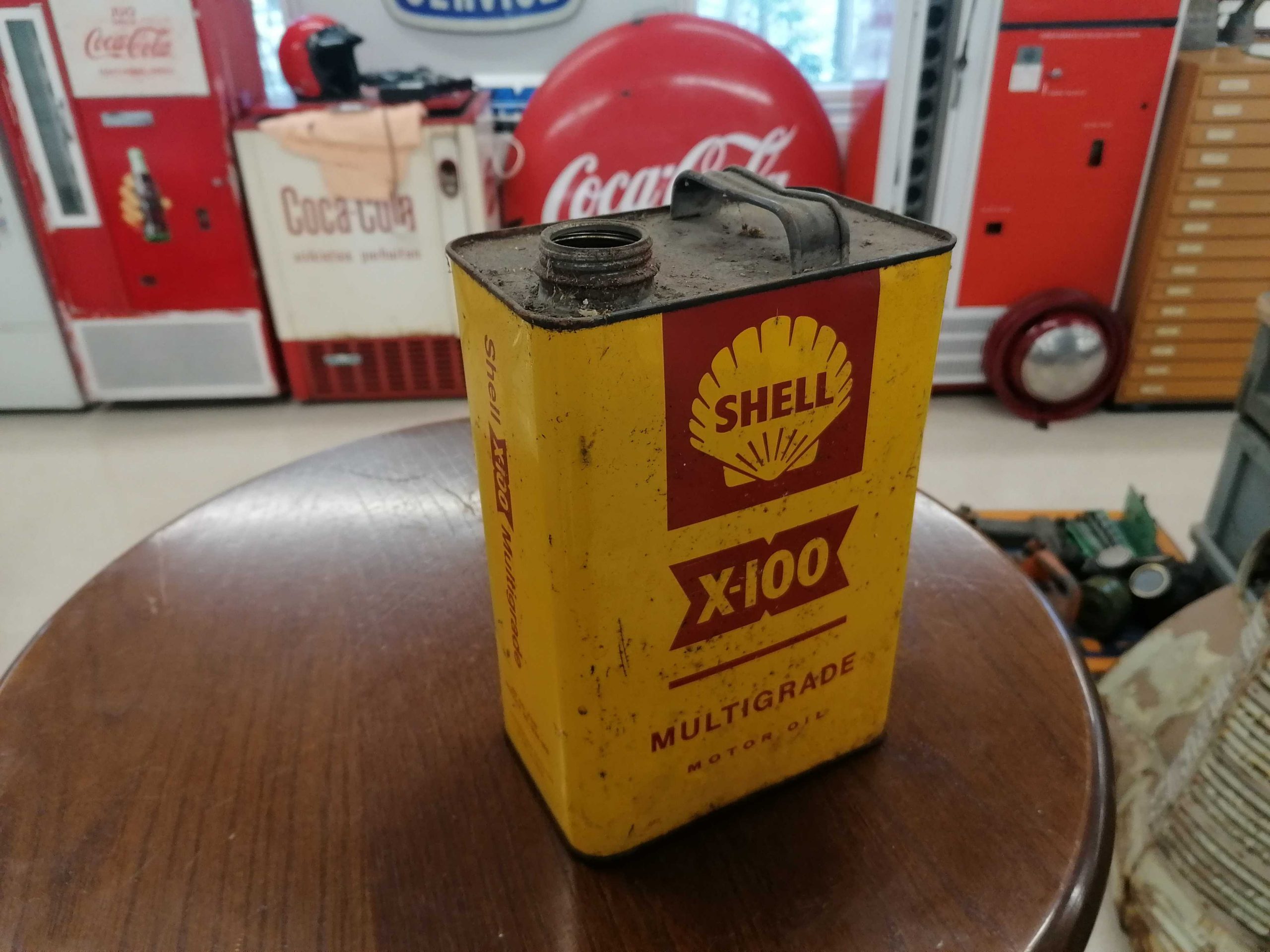 Shell X100 öljykanisteri/ Shell X100 oil can