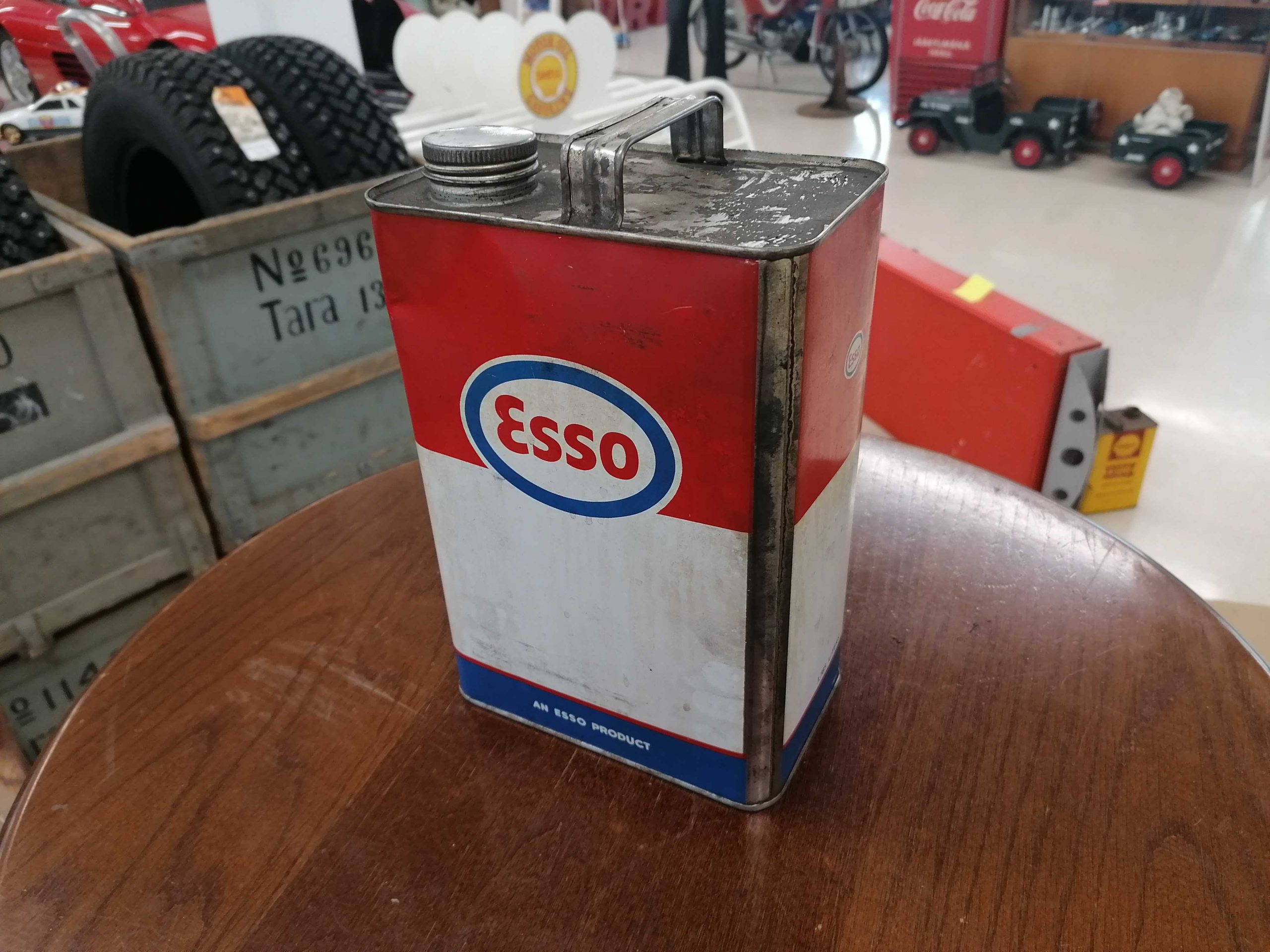 Esso öljykanisteri / Esso oil can
