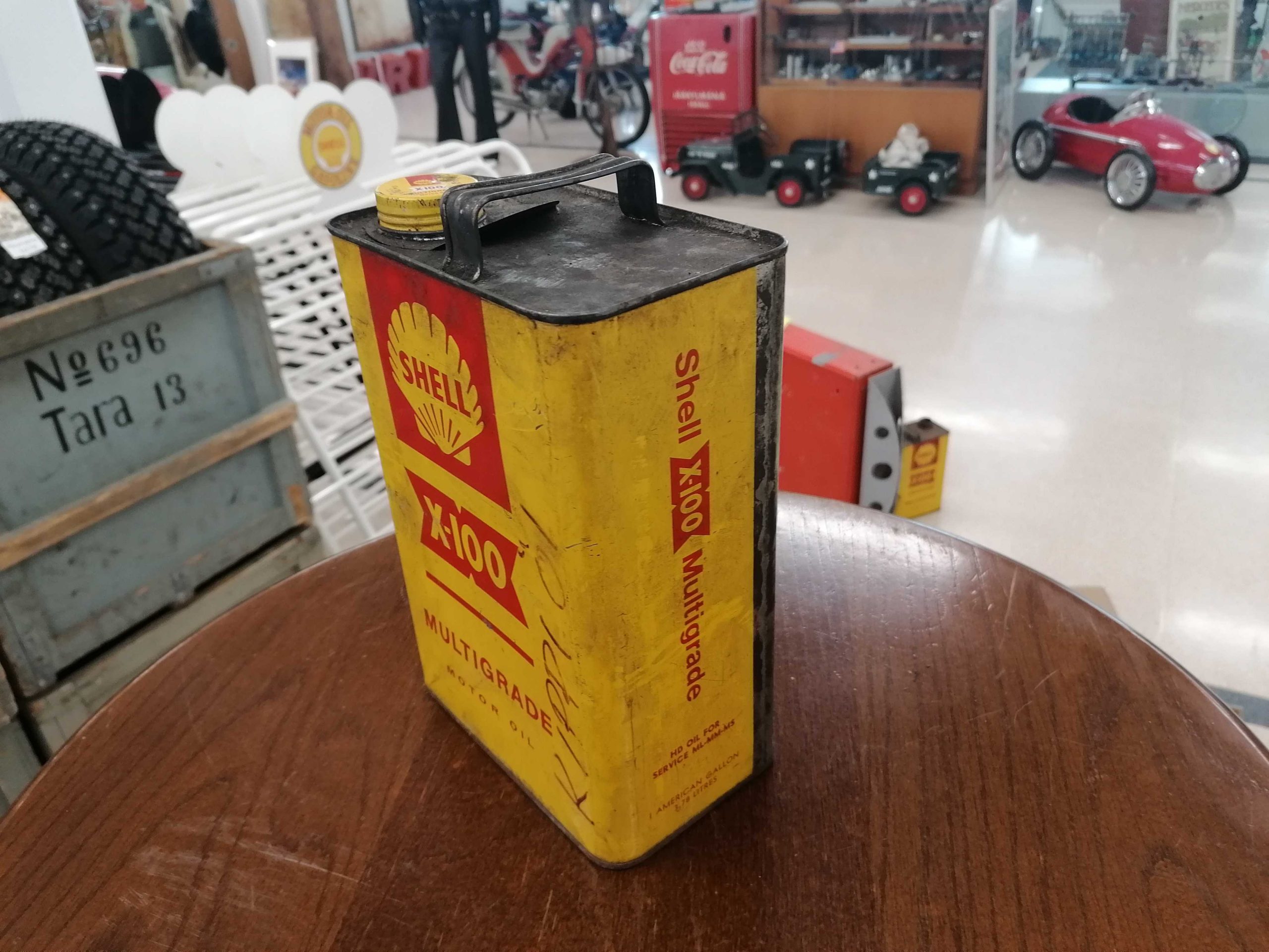 Shell X100 öljykanisteri / Shell X100 oil can