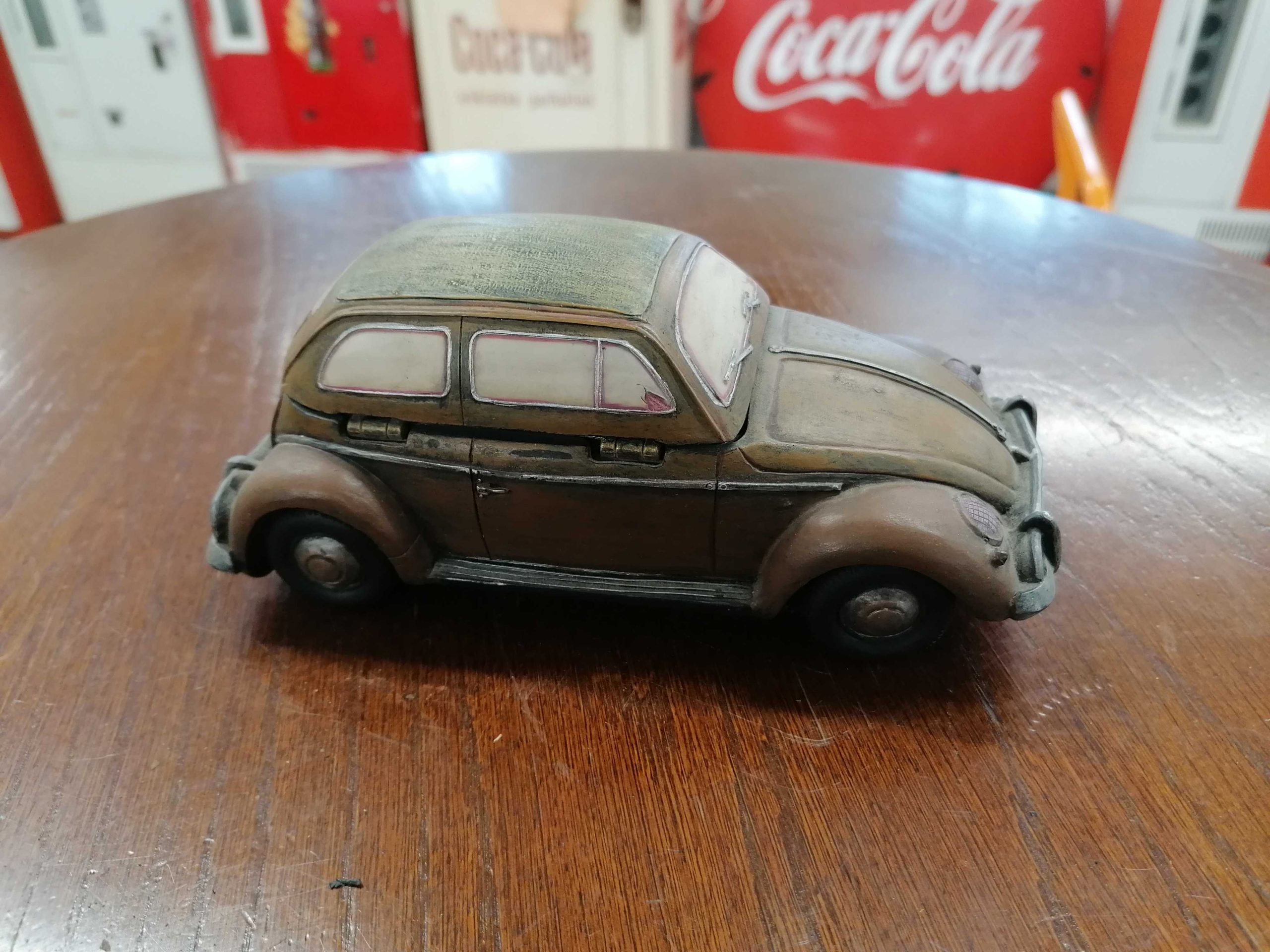 VW Beetle keramiikka auto/ VW Beetle ceramics car