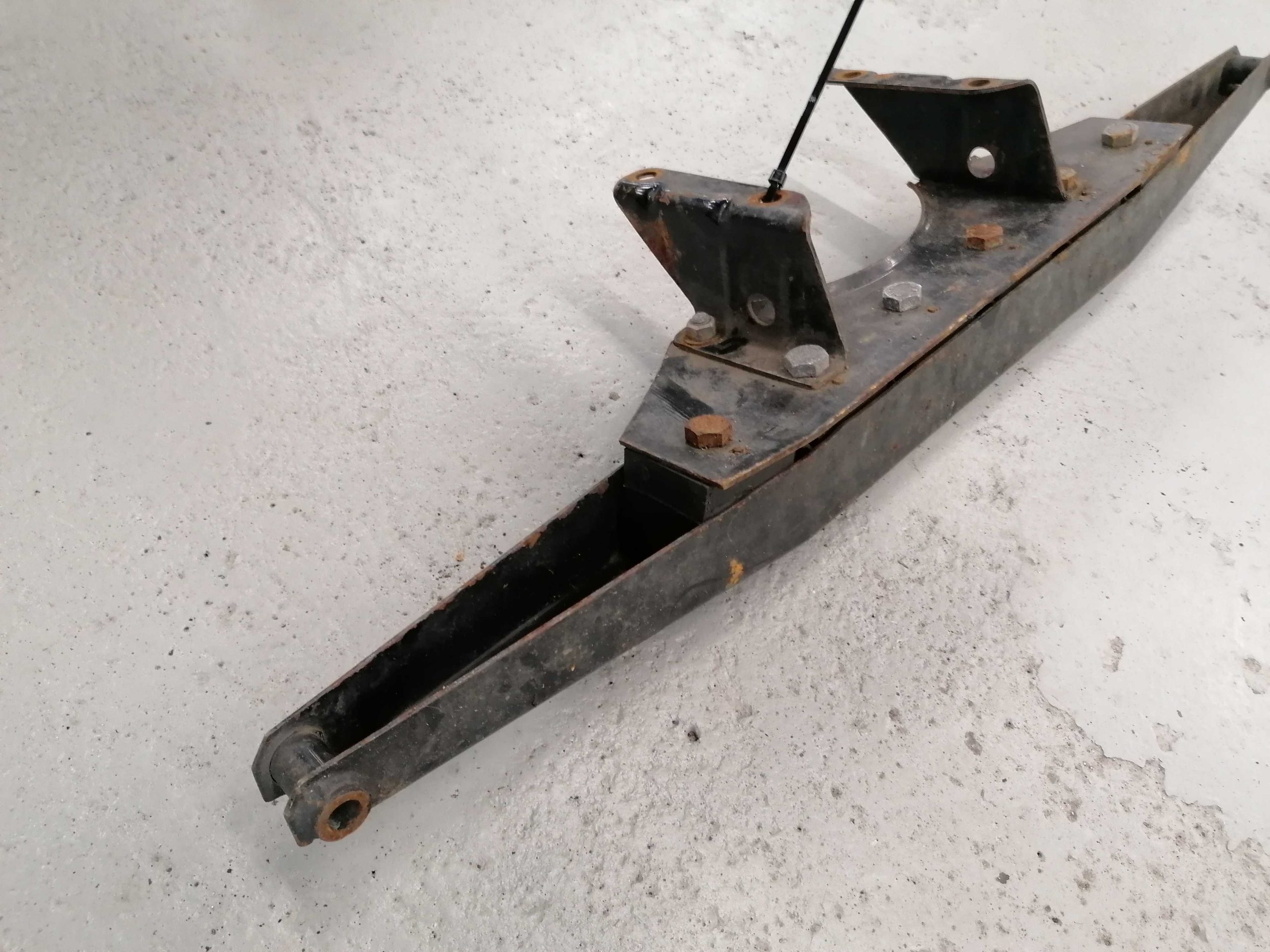 Porsche 912 Moottori kannake / Porsche 912 engine mount