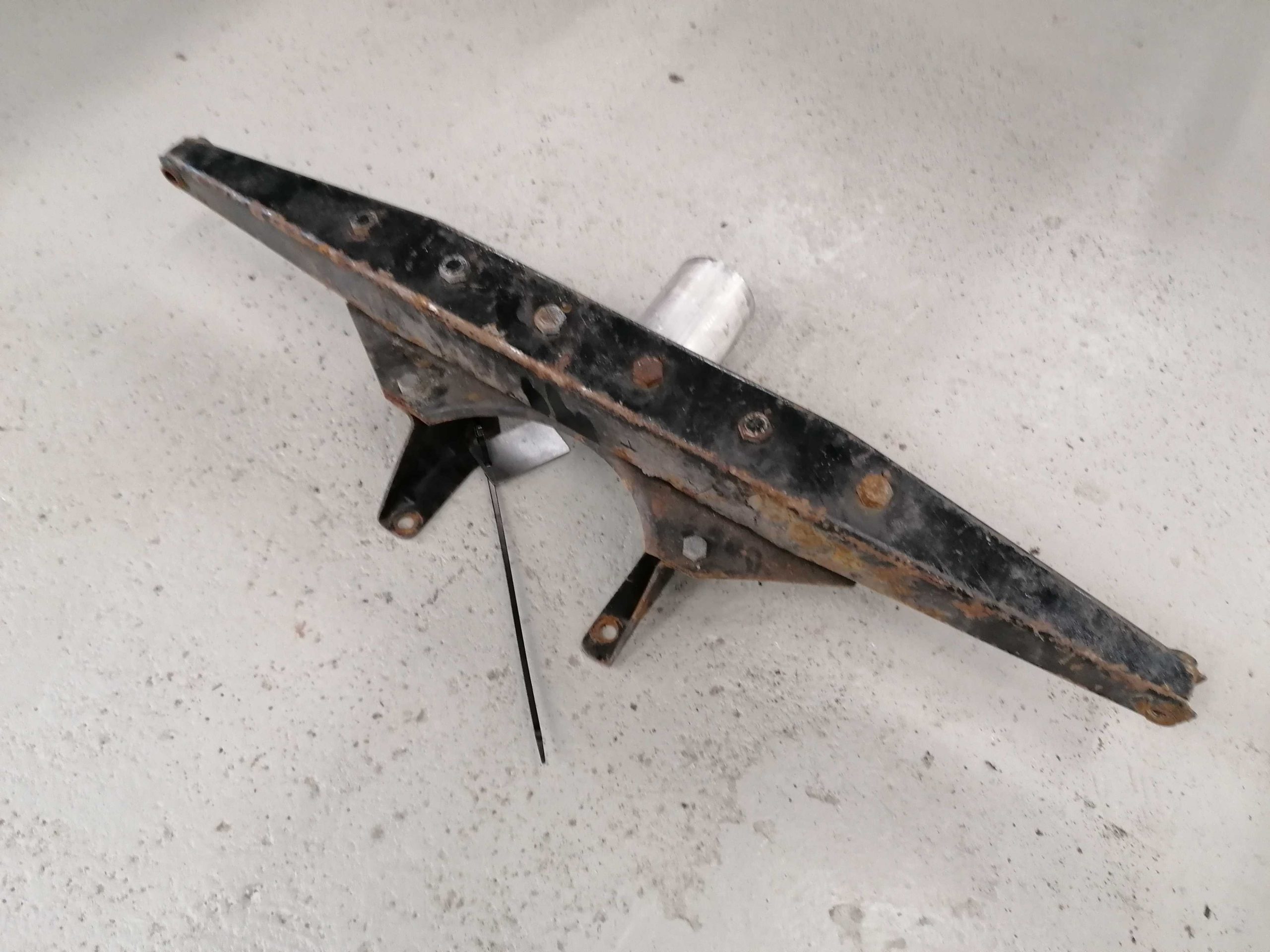 Porsche 912 Moottori kannake / Porsche 912 engine mount