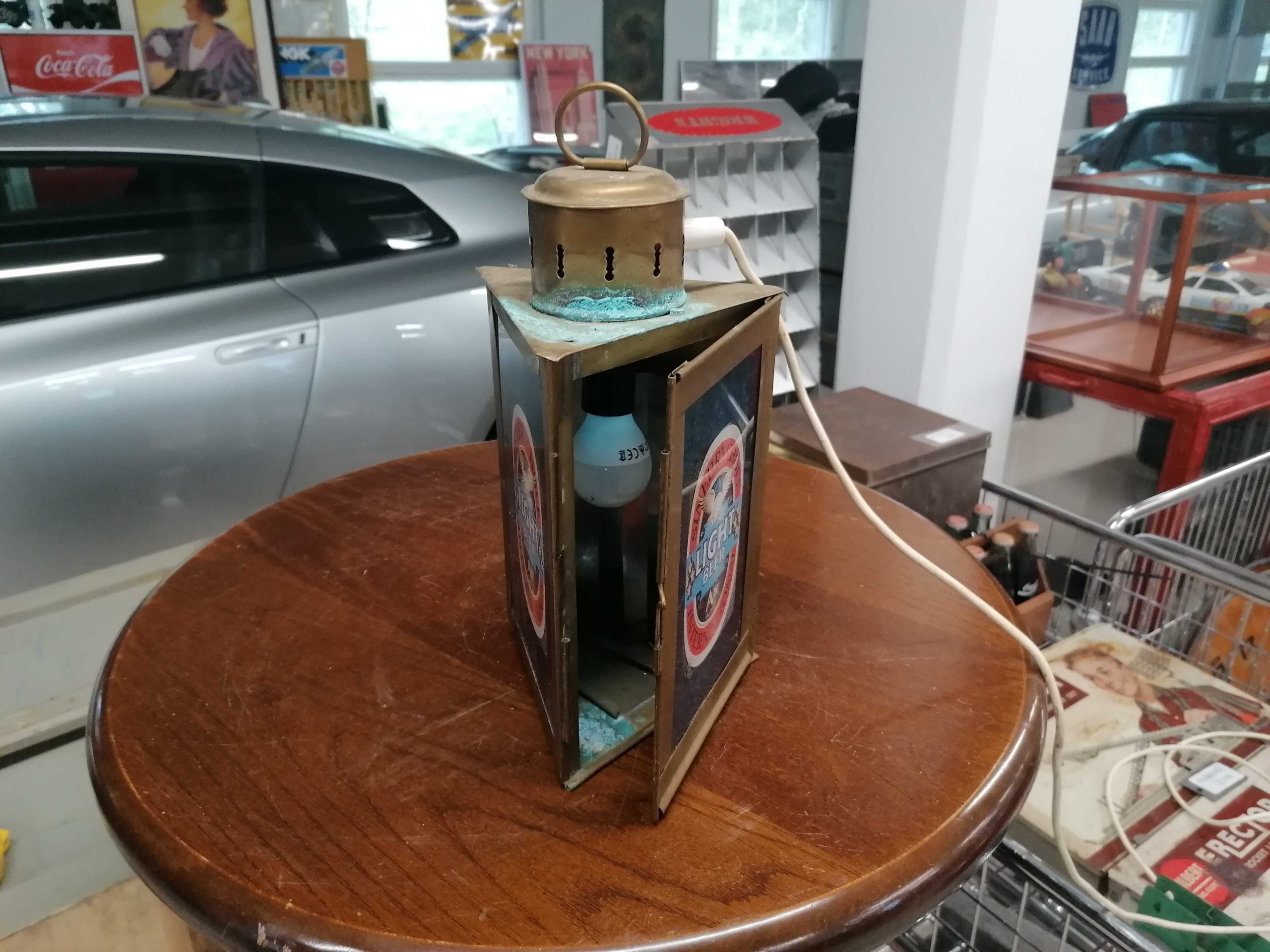 Laivan lyhty lamppu / ship’s lantern light